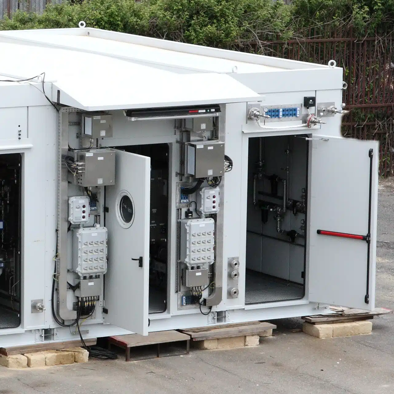 Analyzer House - Strutture Protettive per Analizzatori | Socrate S.p.A.